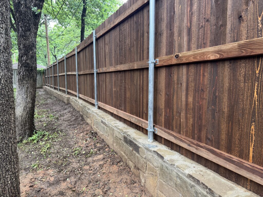 Privacy Fences - M&C Fence DFW